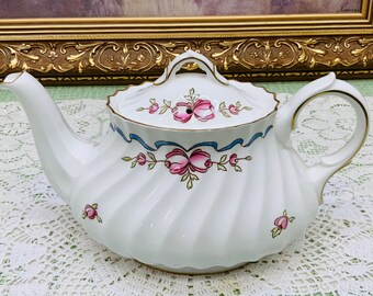 Beverley Teapot - Etsy
