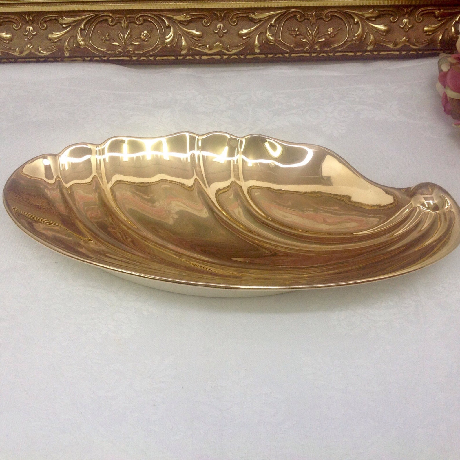 Royal Winton Golden Age Shell Dish. - Etsy Canada