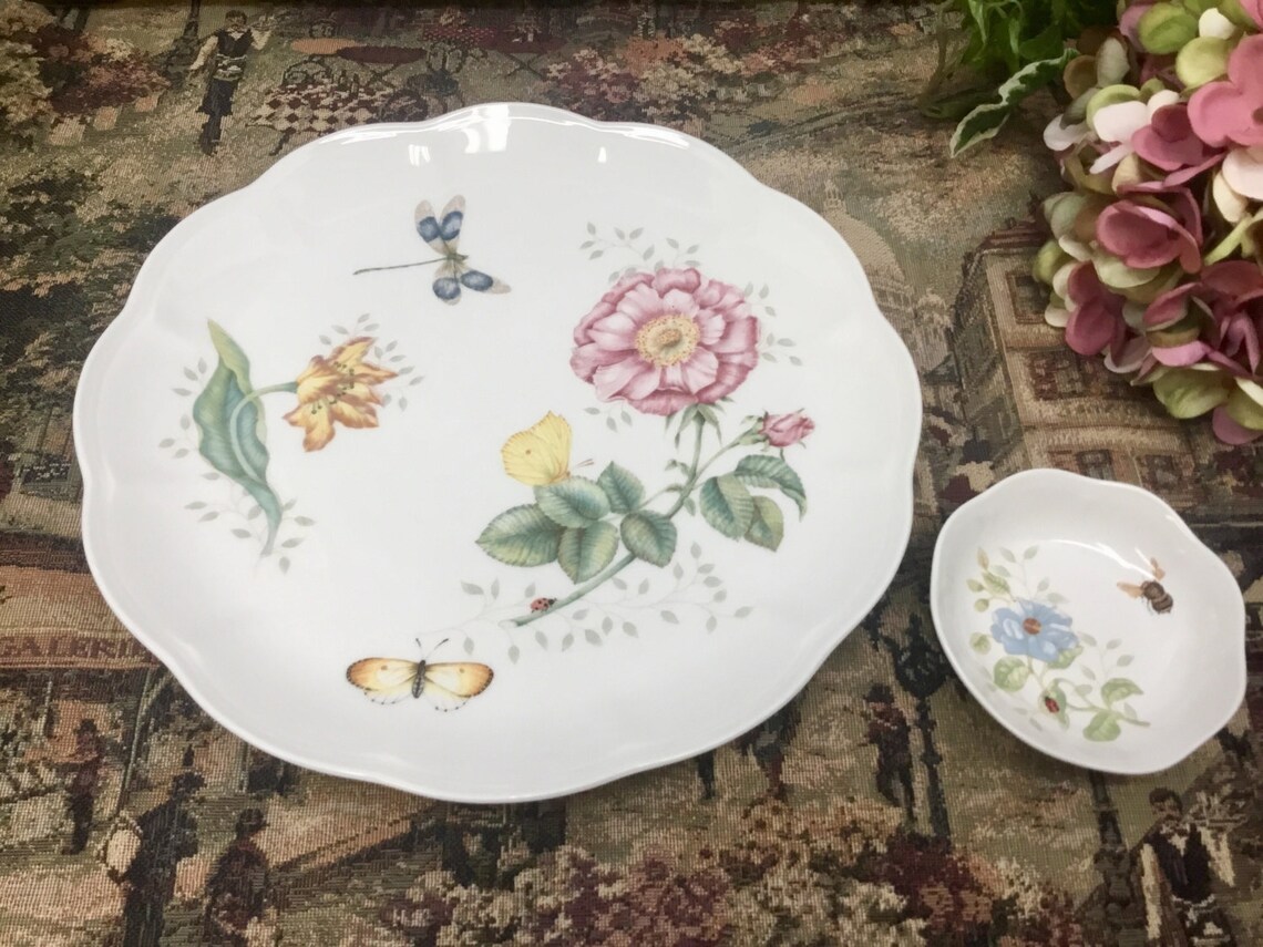 Lenox Butterfly Meadow Dragonfly Plates by Louise Le Luyer. - Etsy