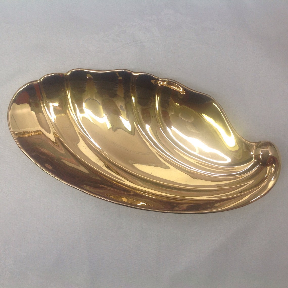 Royal Winton Golden Age Shell Dish. - Etsy Canada