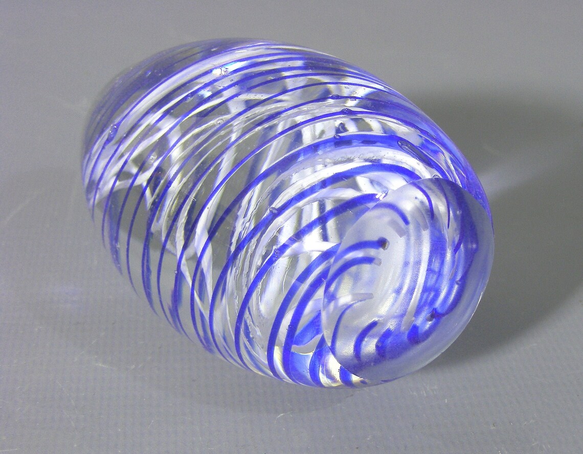 Vintage Egg Shape Paperweight Vintage Glass Paperweight Art - Etsy