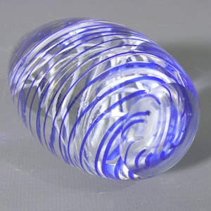Vintage Egg Shape Paperweight, Vintage Glass Paperweight, Art Glass ...