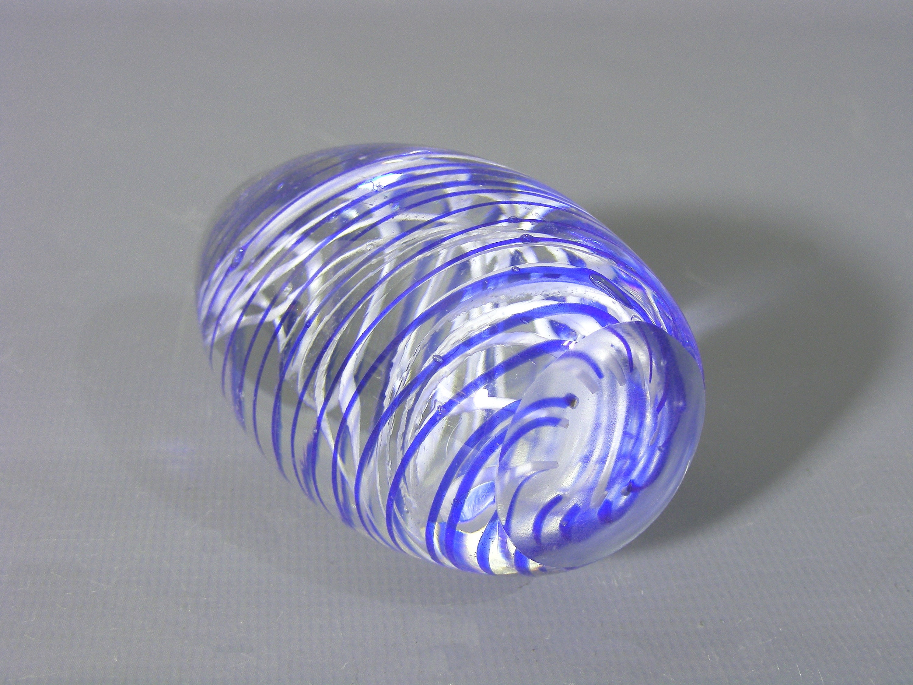 Vintage Egg Shape Paperweight Vintage Glass Paperweight Art | Etsy