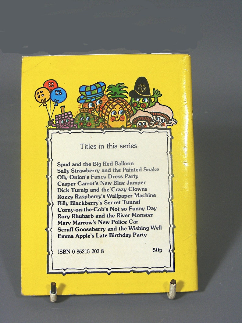 Munch Bunch Rozzy Raspberry Paperback Vintage Childrens Book - Etsy