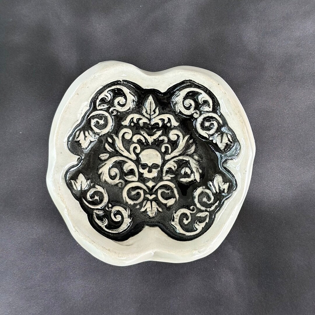 Skull Spoon Rest Gothic Coffee Bar Station Teaspoon Holder Ceramic ...