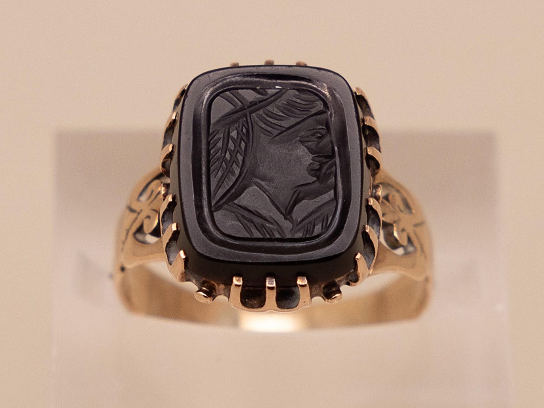 Antique Victorian 1880s 10k Solid Gold & Onyx Unisex Cameo Ring | Fleur ...