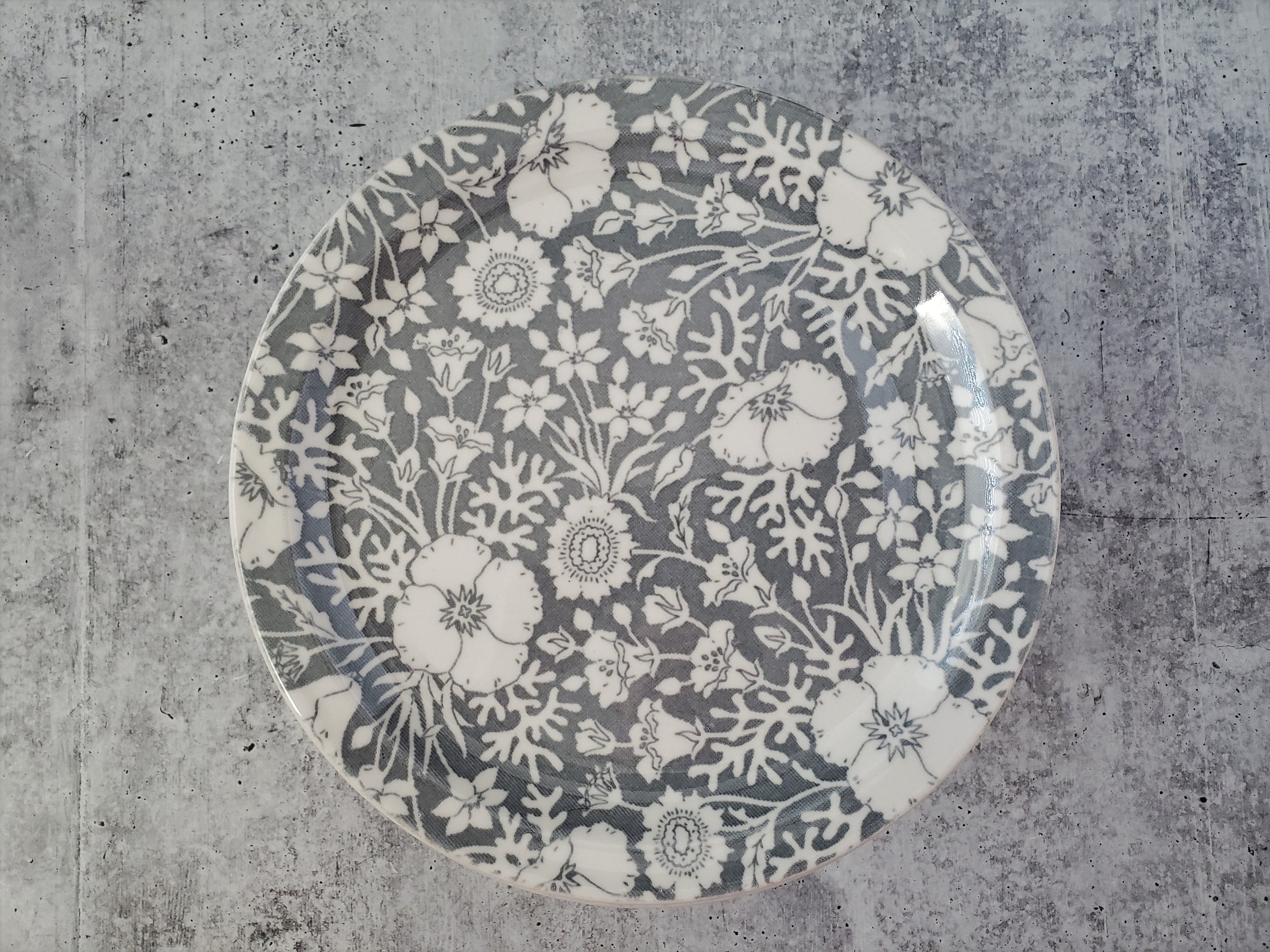 RARE WALLACE PLATES Festival Gray Luncheon Plates 9 Inch - Etsy
