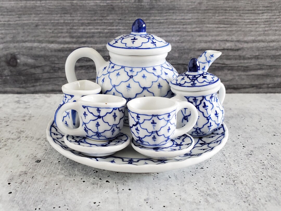 MINIATURE TEA SET ~ Blue & White ~ Collectible ~ 10 Pc Set ~ Tiny Tea ...