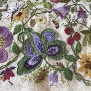 Advanced Crewel Embroidery Kit - Greensleeves - Etsy