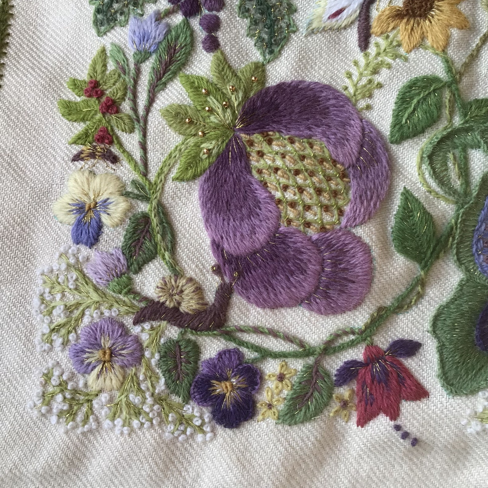 Advanced Crewel Embroidery Kit - Greensleeves - Etsy