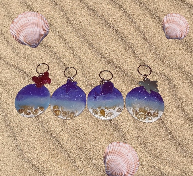 Ocean Themed Resin Keychains| Gift for Her/him| Mom | Birthdays ...