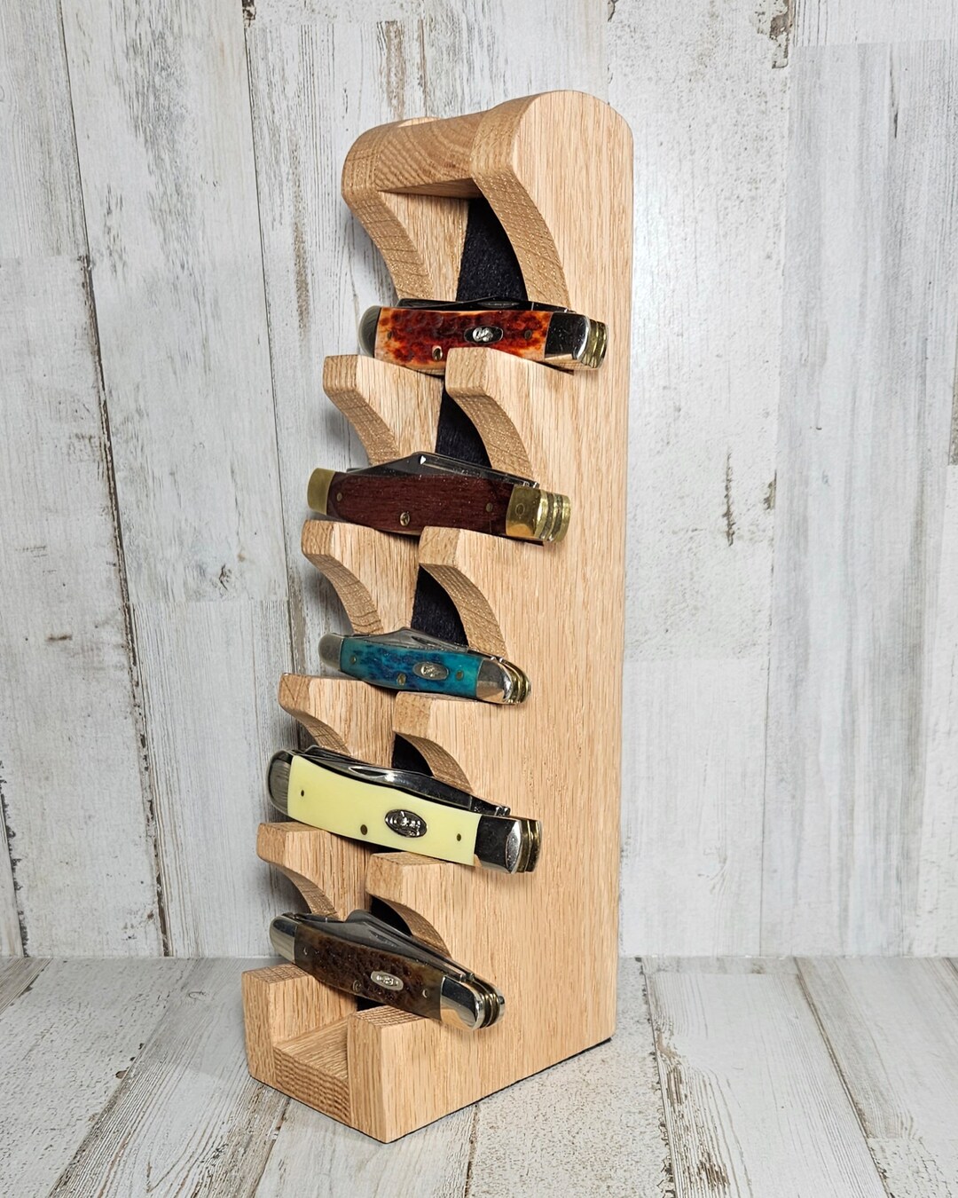 Classic V Oak Knife Display Stand for Regular Pocket Knives, Solid Oak ...