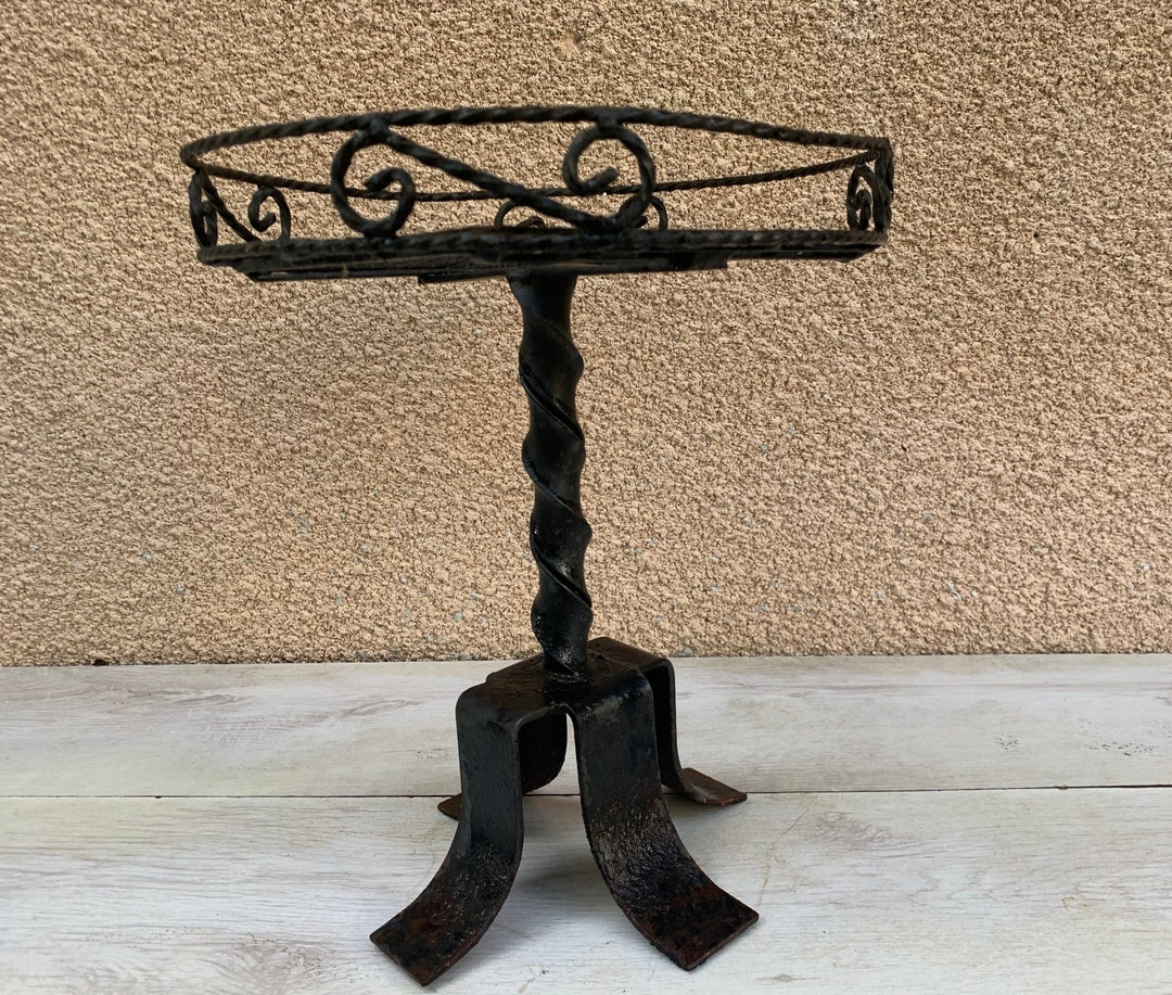 Vintage Rustic Black Metal Pot Holder, Handmade in Wrought Iron - Etsy