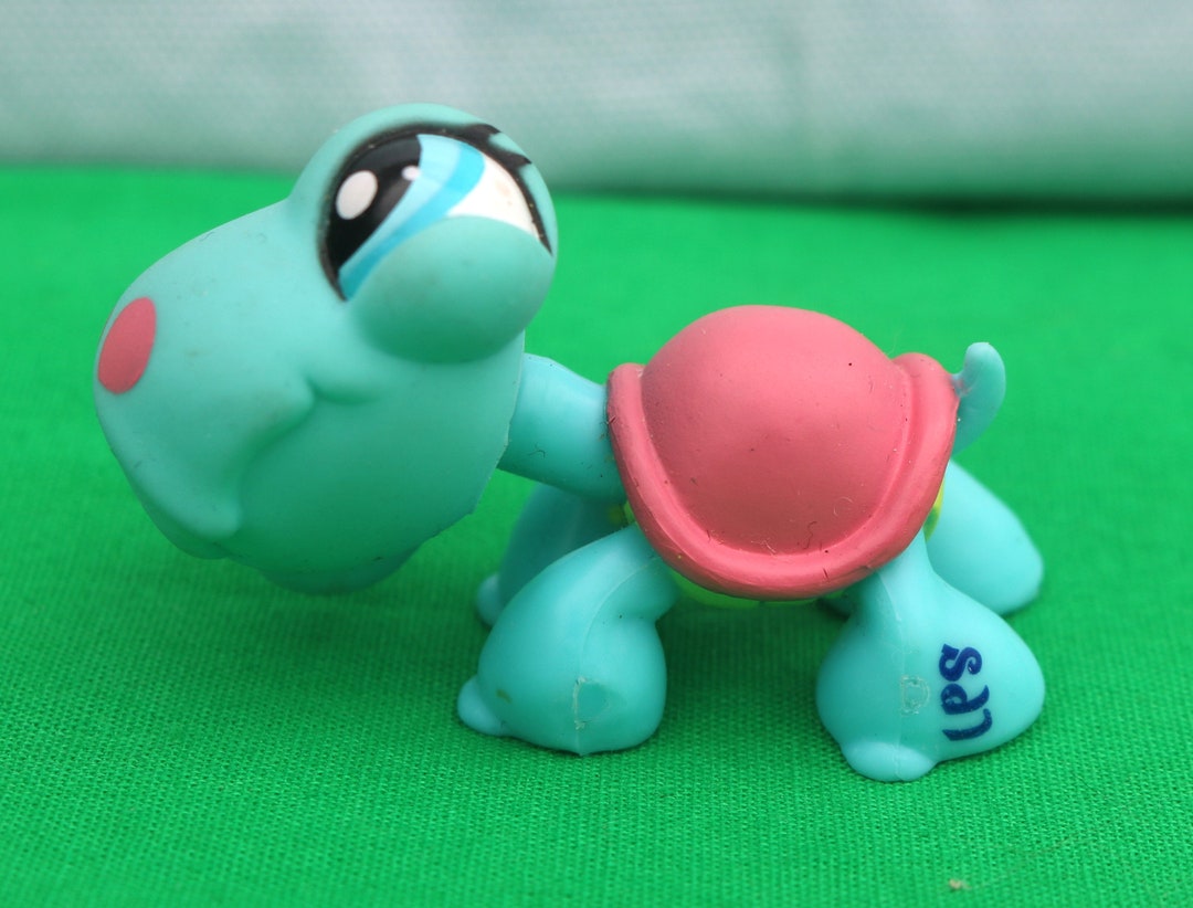 Littlest Pet Shop, Blue Turtle With Pink Shell, Blue Dot Eyes, Hasbro ...