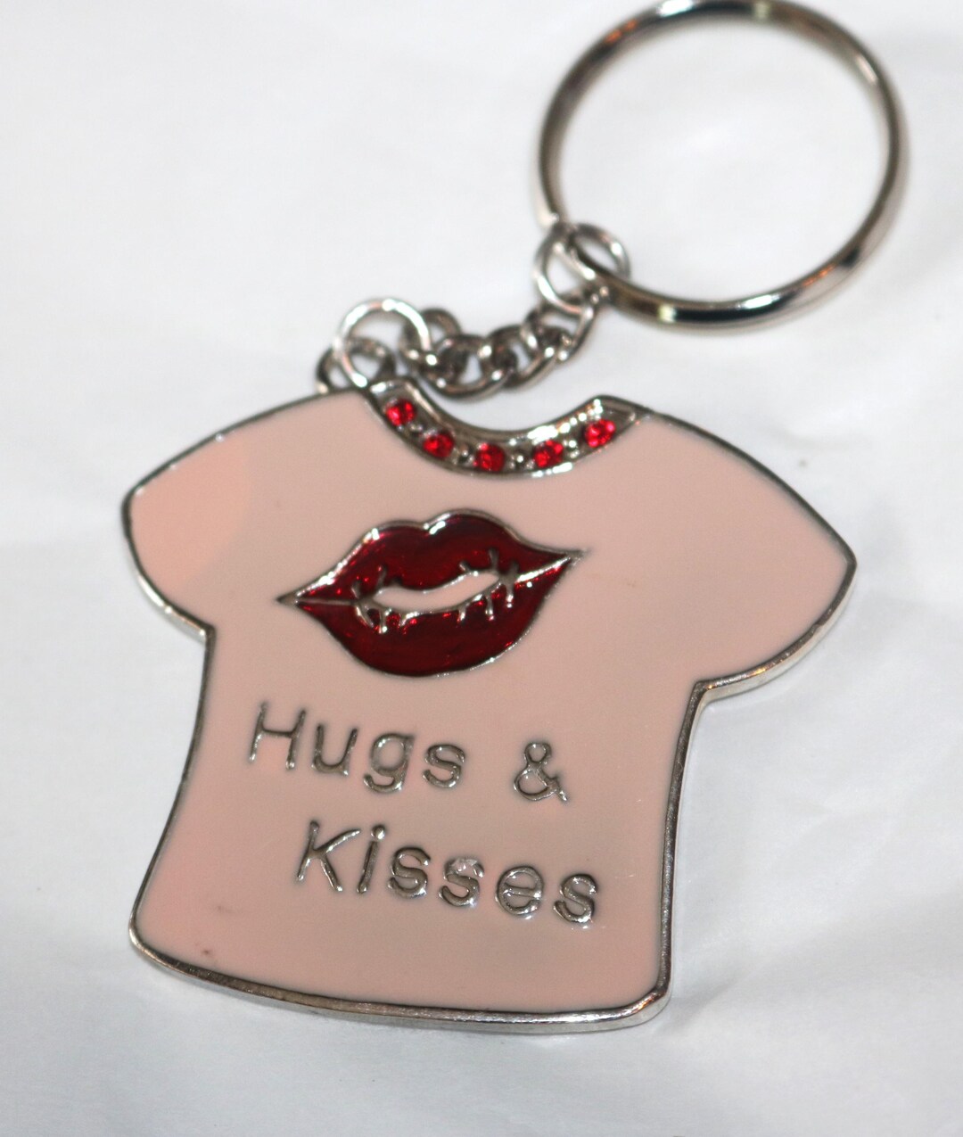 Keychain, Hugs and Kisses, Pink T-shirt, Metal, Glitter Red Lips, Red ...