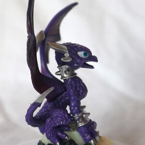 Skylander Cynder Purple Dragon Figure, 4 Spiked Wings, Activision, Toy ...