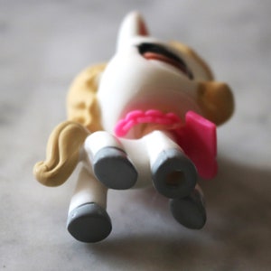 Littlest Pet Shop, LPS, Horse With Hot Pink LPS Collar, White Horse ...