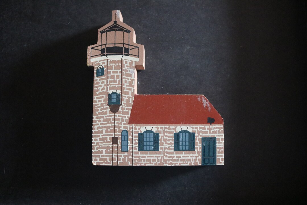 The Cat's Meow Waterfront Series Sand Island Lighthouse 1994 - Etsy
