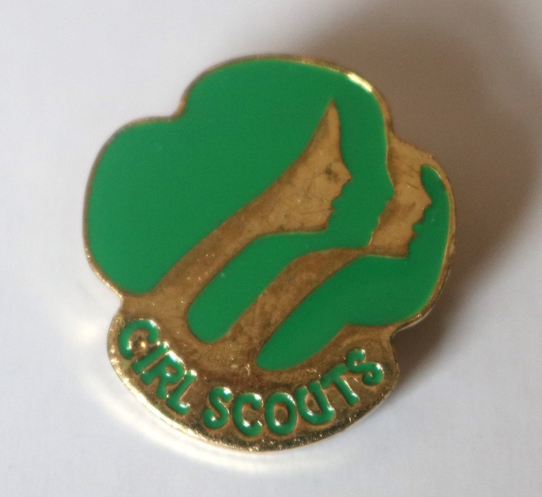 Girl Scout USA, Green Enamel and Gold Tone Pin, Dated 1980, - Etsy