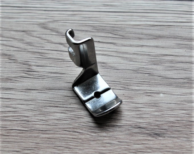 Original Singer Gathering or Shirring Foot for Vintage Sewing Machine ...