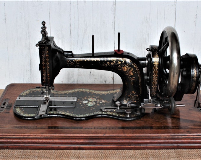 Antique Superba Hand Crank Fiddle Base Sewing Machine With Mother of ...