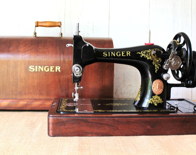 Antique Superba Hand Crank Fiddle Base Sewing Machine With Mother of ...