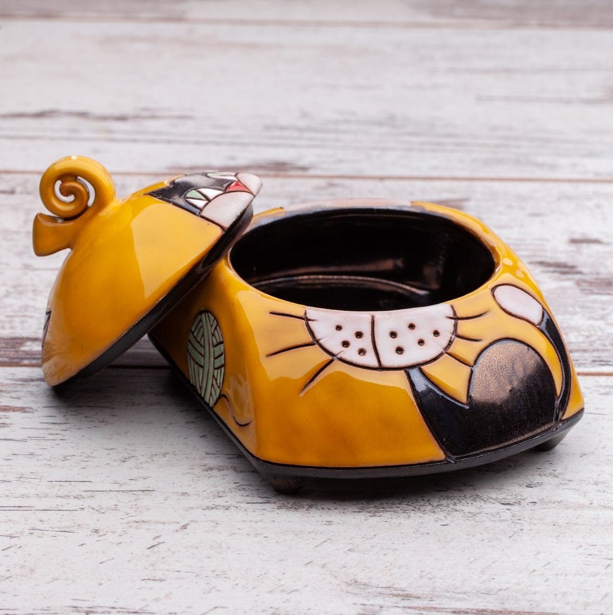 Handmade Funny Box, Pottery, Cute Pottery, Ceramics and Pottery, Funny ...