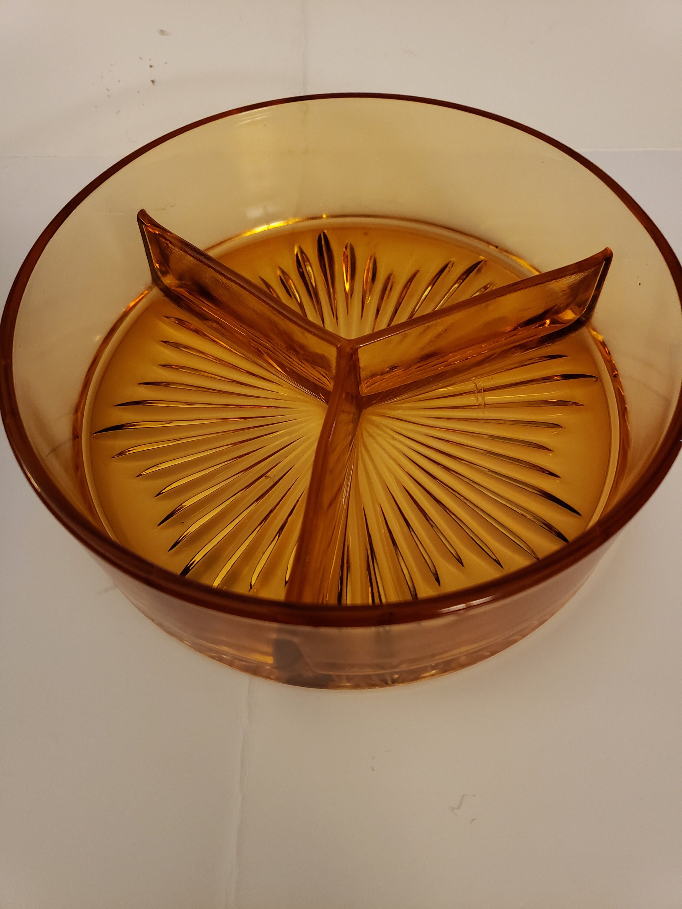 2 Vintage W.B. MFG CO. USA Brocade Brass and Glass Amber Dish - Etsy