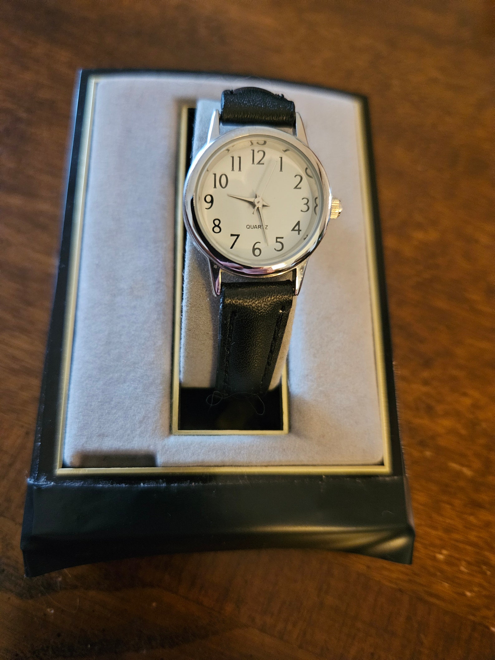 Simple Lightweight Ladies Quartz Watch - Etsy