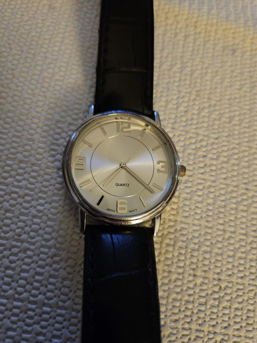 Simple Unisex Quartz Watch - Etsy