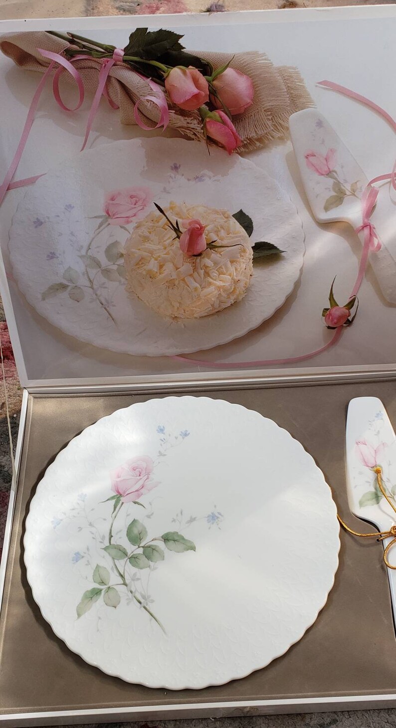 Mikasa Cake Plate and Server | Etsy