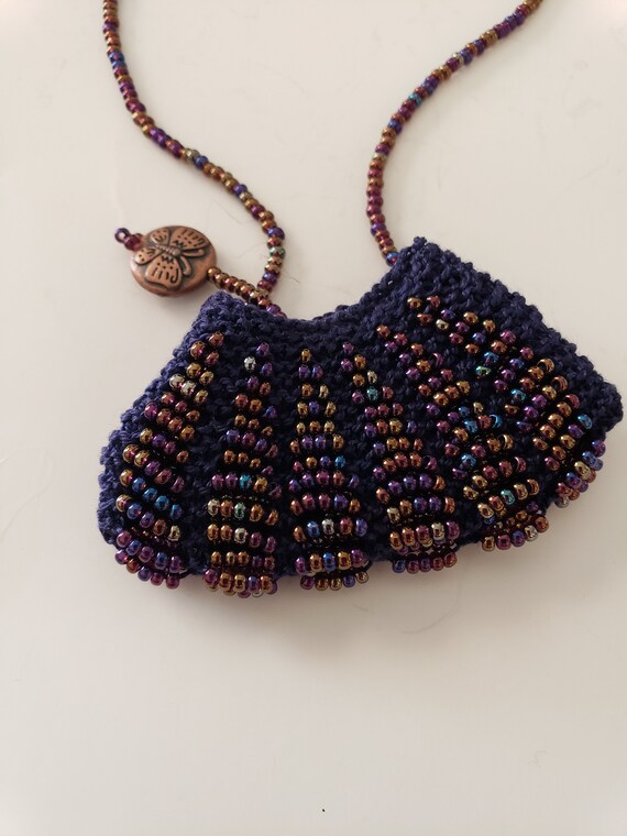 Native American hand beaded purse necklace - Gem