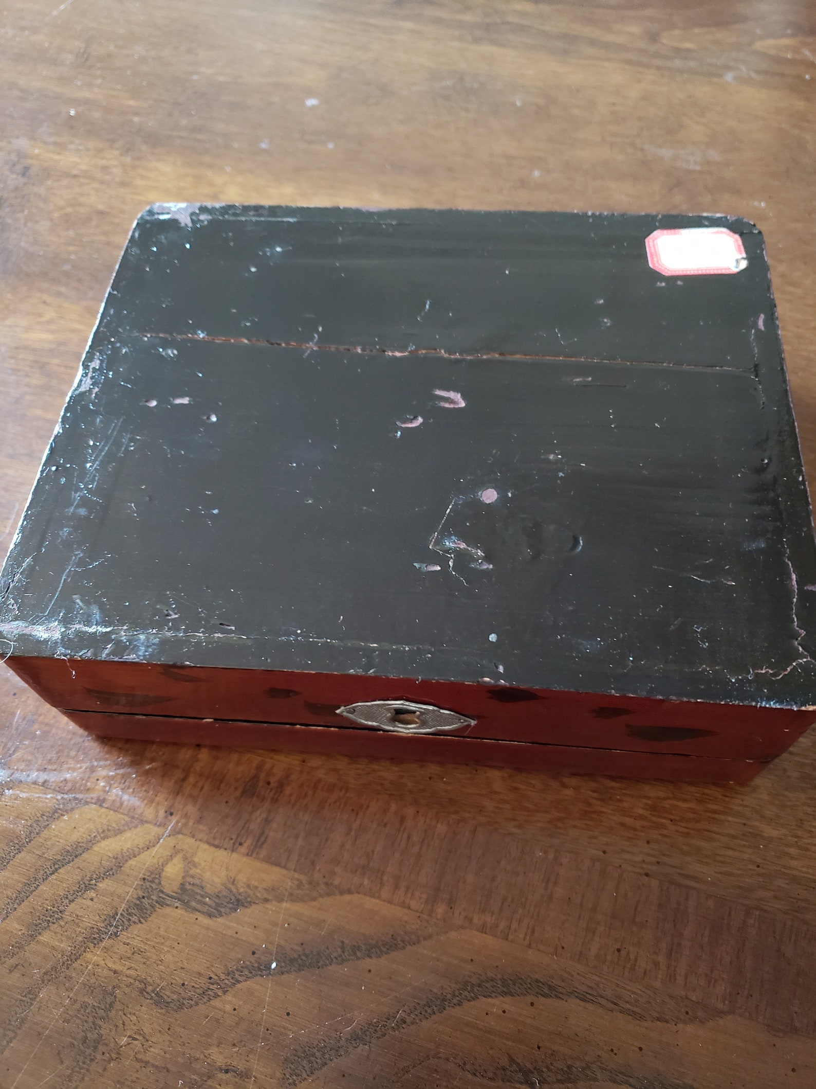 Vintage box with decorative key | Etsy