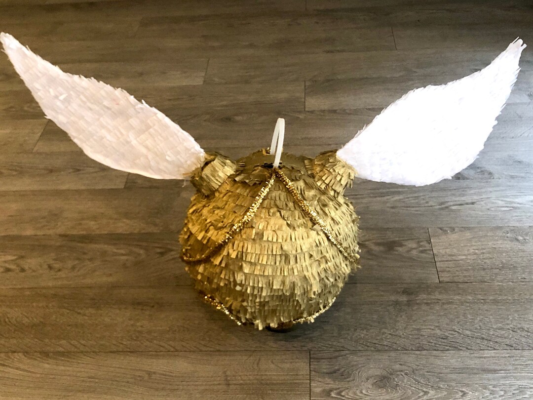HP Golden Snitch Piñata - Etsy