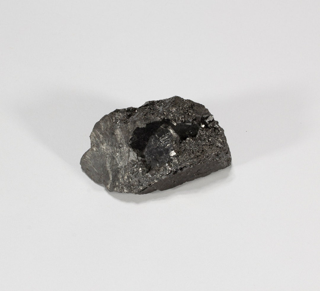 Cubic Silver Bixbyite Specimen, Kalahari Manganese Fields - Etsy Denmark
