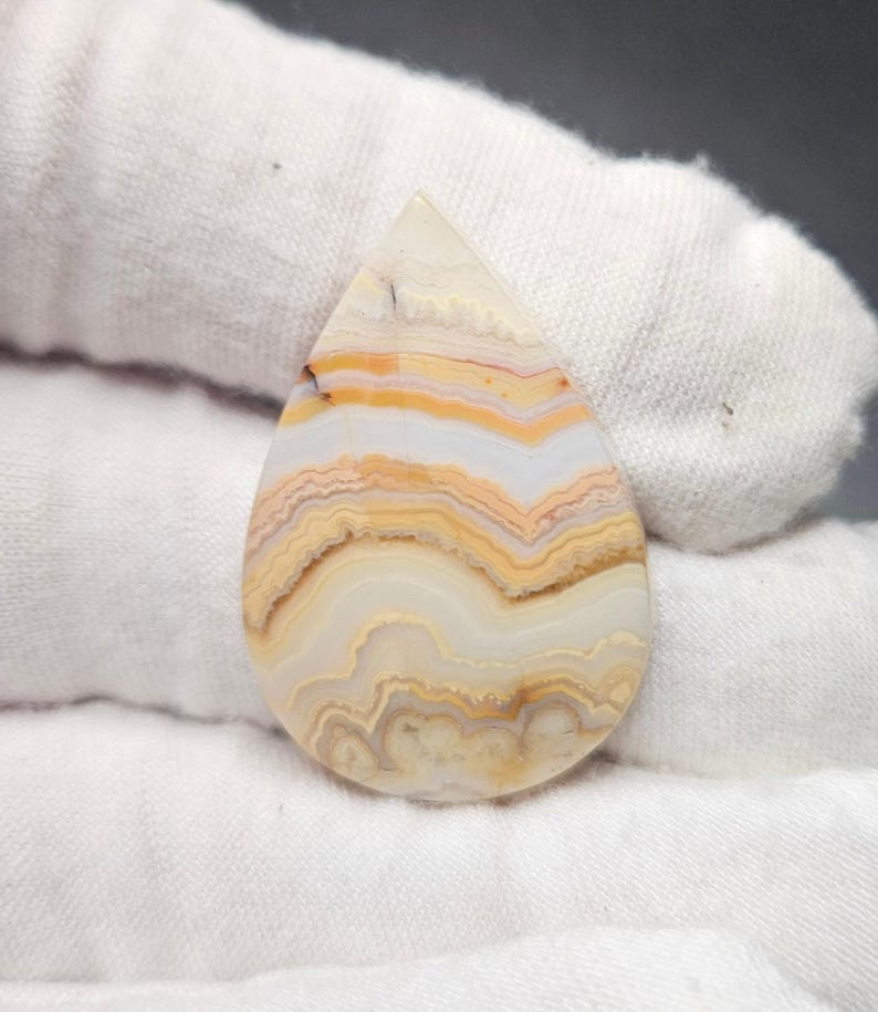 Tear Drop Shaped Lace Agate Cabochon Neutral and Yellow Tones Beautiful ...