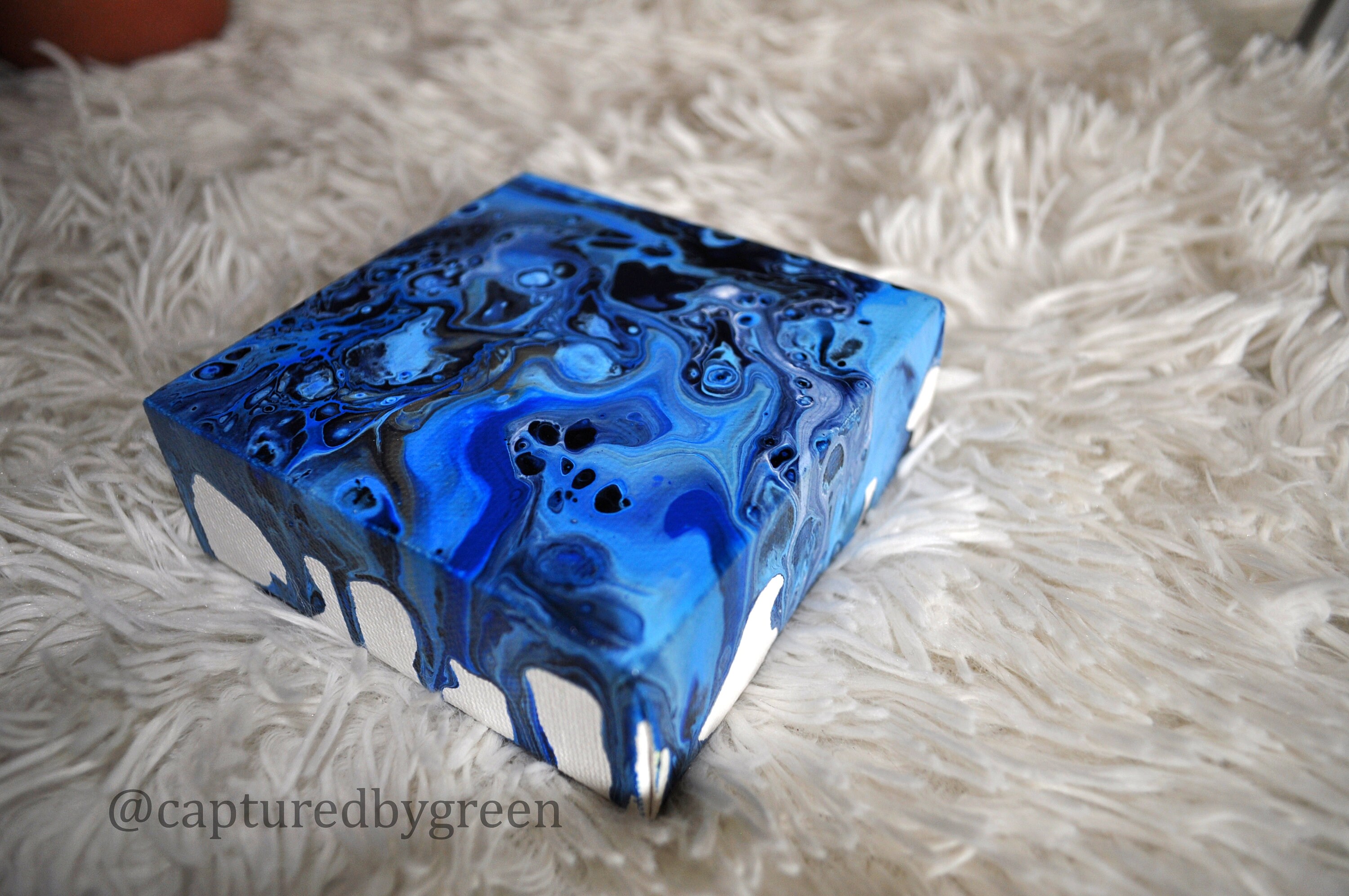 Mix of Blue Ocean Water Inspired Abstract Acrylic Fluid Dirty Pour ...