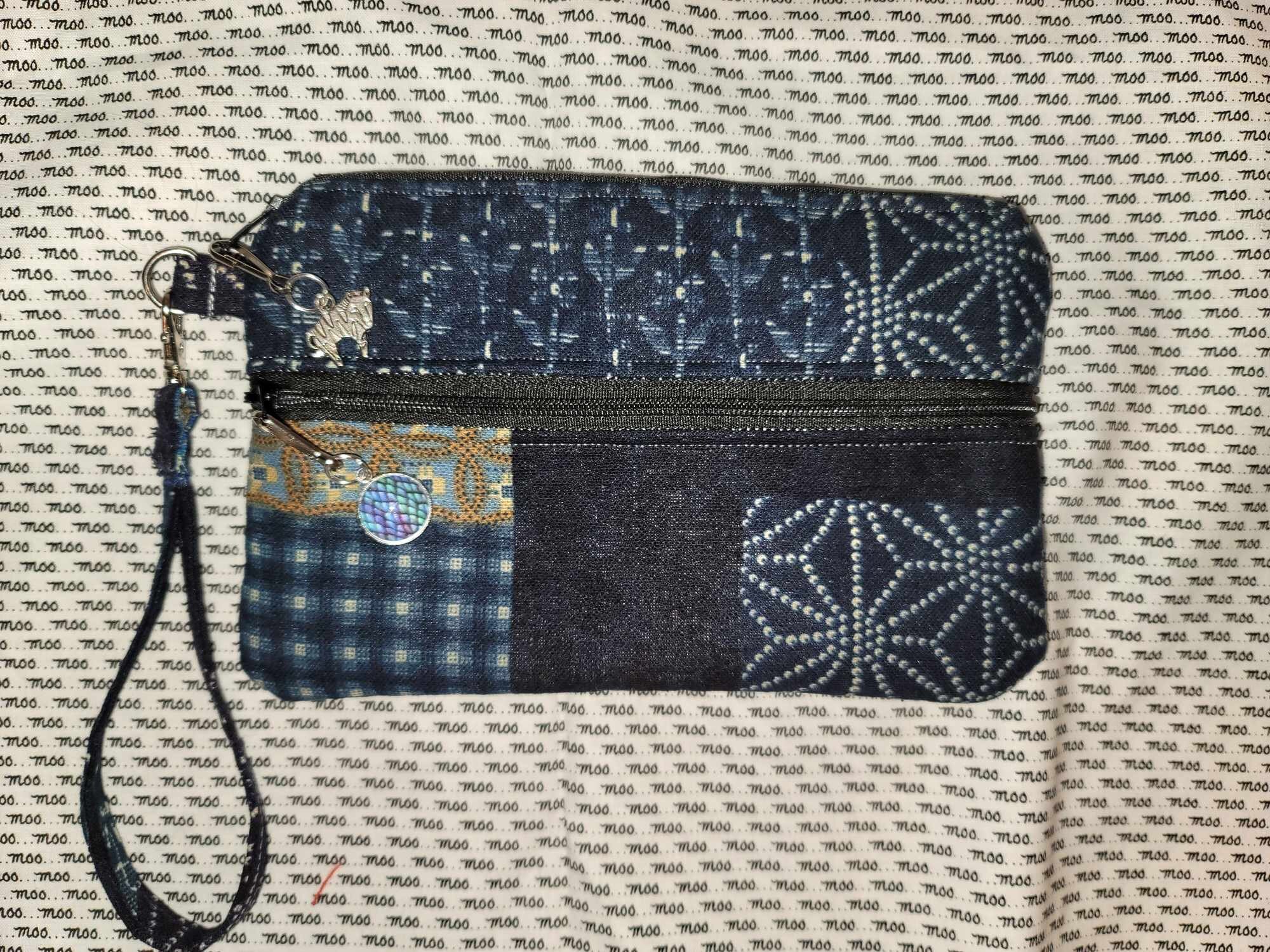 Quilted Double Zipper Bag With Wrist Strap Wristlet Graphic Design - Etsy
