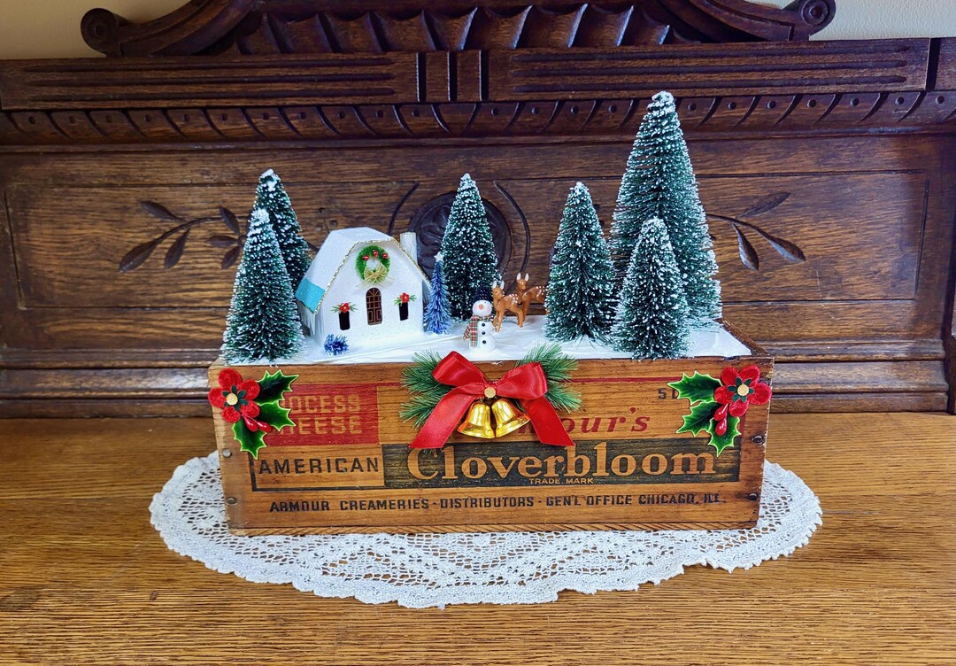 Christmas Assemblage, Vintage Cheese Box Decoration, Altered Cheese Box ...