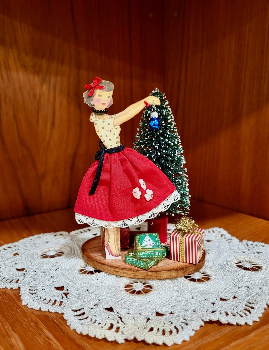 Paper Doll Christmas Scene Christmas Lady Decorating the - Etsy