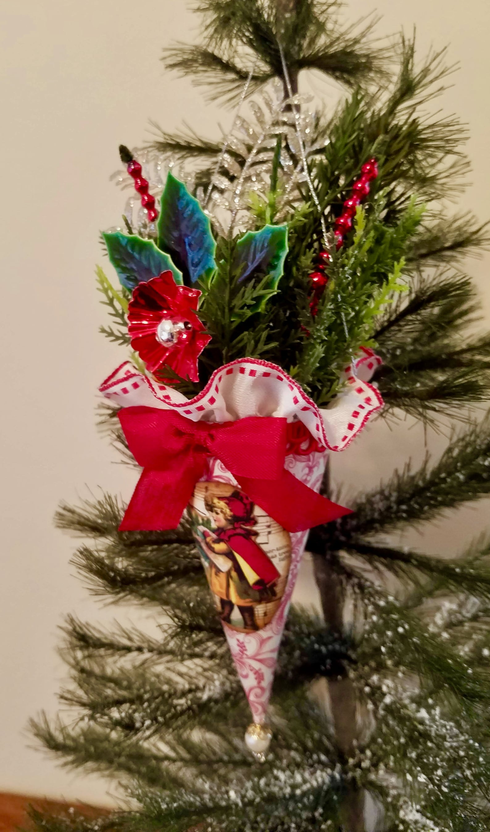 Victorian Christmas Cone Christmas Tussie Mussie Handmade - Etsy