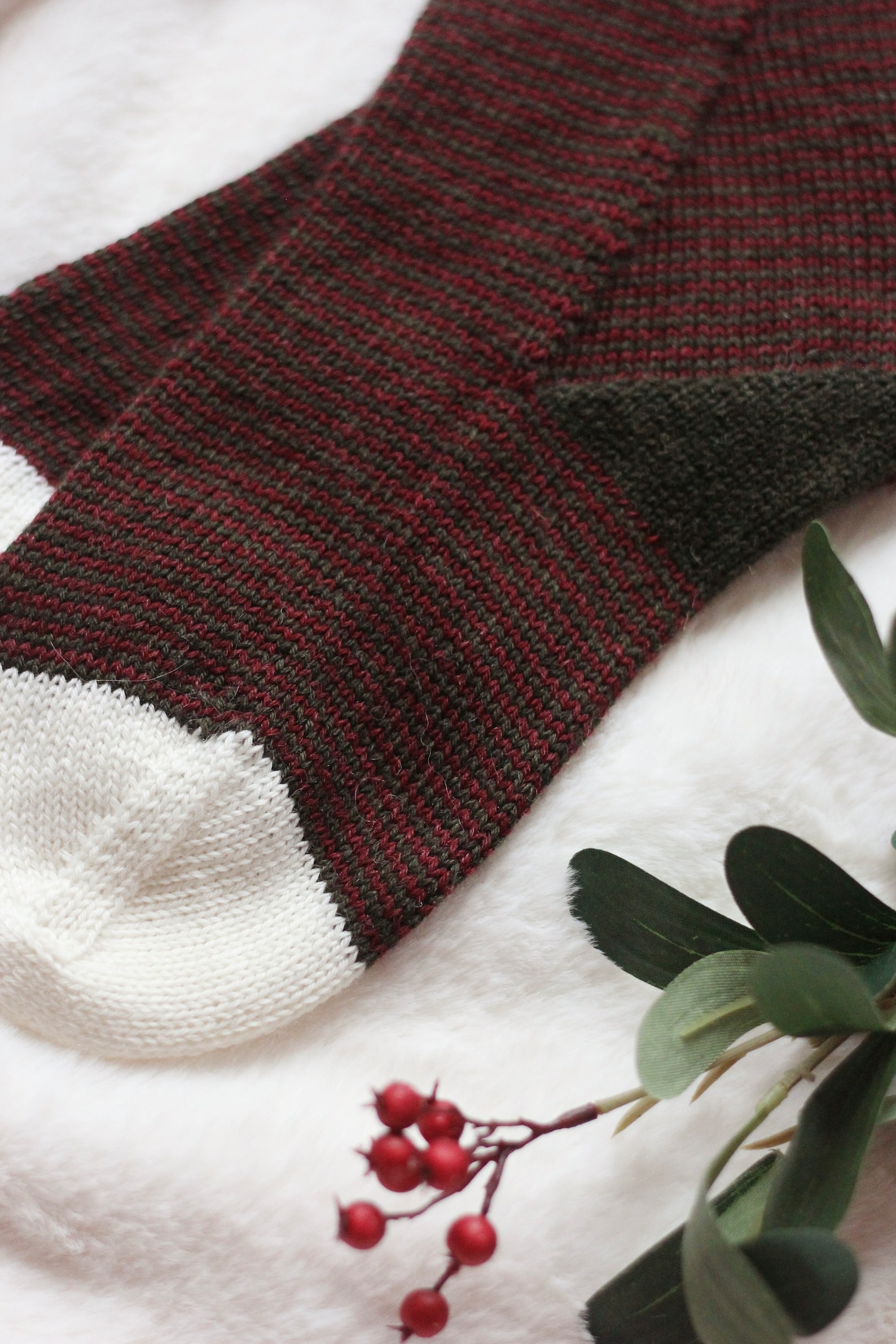 Comfort & Joy Socks Knitting Pattern - Etsy