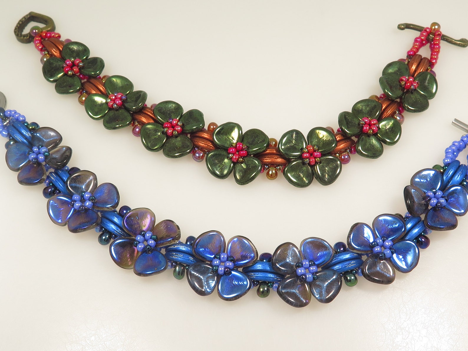 Violets Bracelet or Necklace - Beading Tutorial - Crescent Rose Petals ...