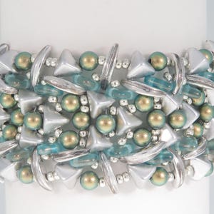 Amazons - Beading Tutorial, Super Kheops Par Puca Lentil Crescent Pearl ...