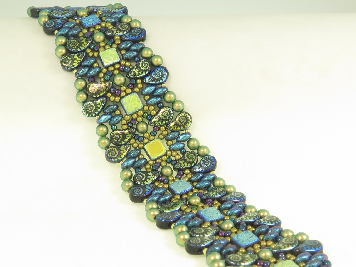 Fireflies Bracelet -beading Tutorial - Superduo Paisley Duo Pearls Tila ...