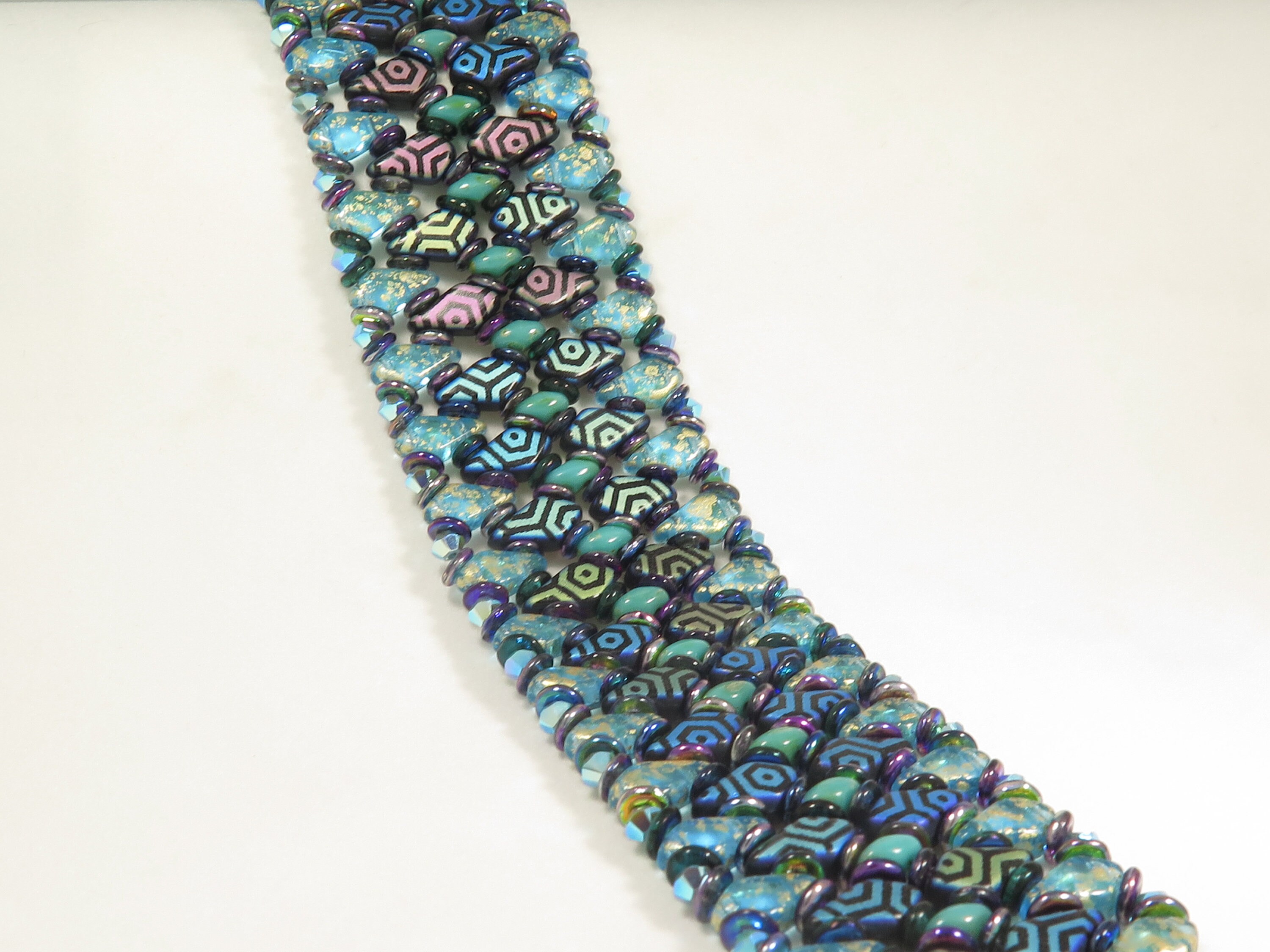 Kites Bracelet - Beading Tutorial - Kite & O Beads Superduo and Crystal ...