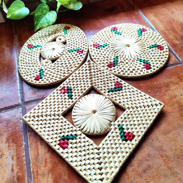 Straw Trivets - Etsy