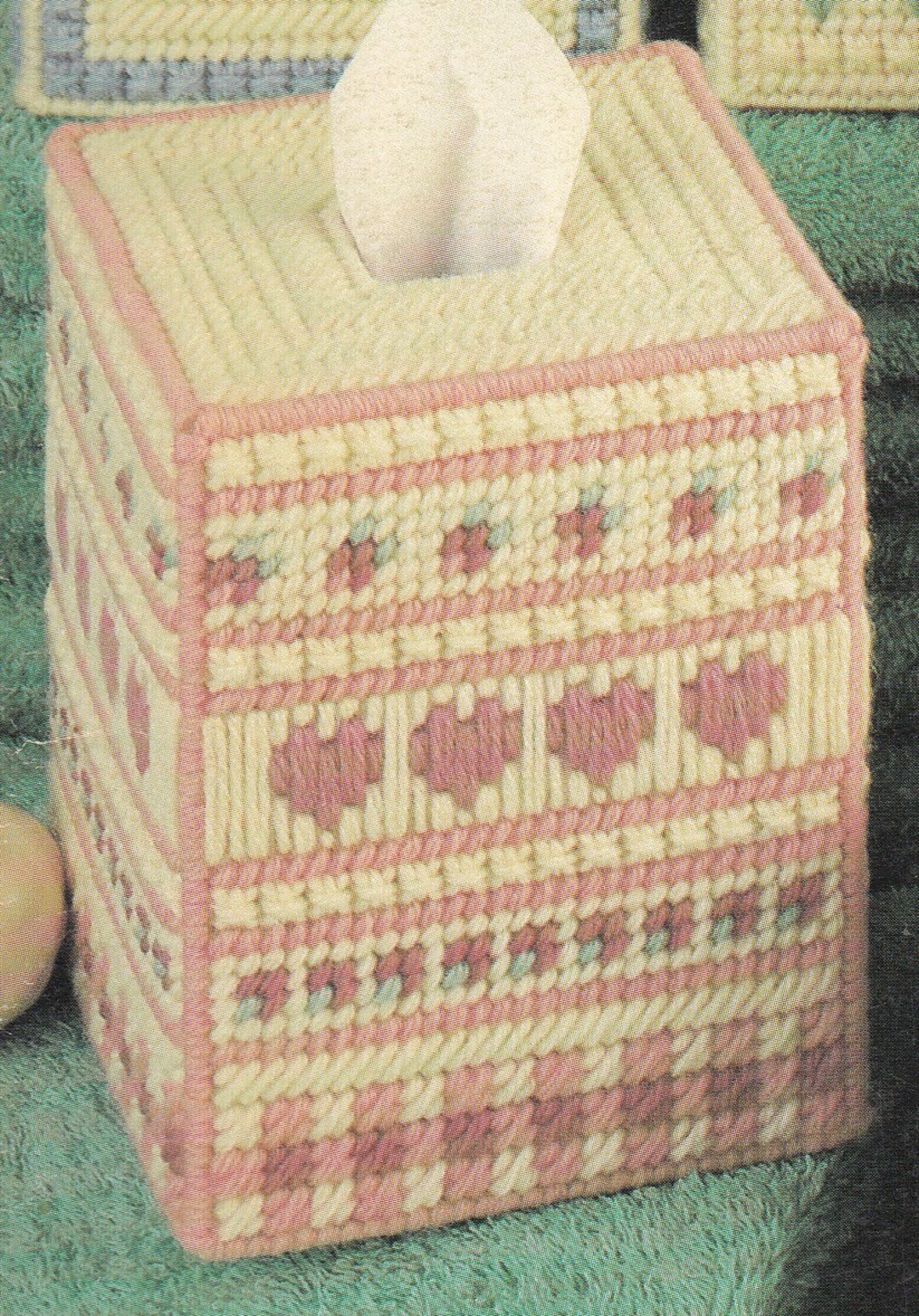Vintage PDF Plastic Canvas Pattern Hearts & Flowers Tissue Box Cover - Etsy