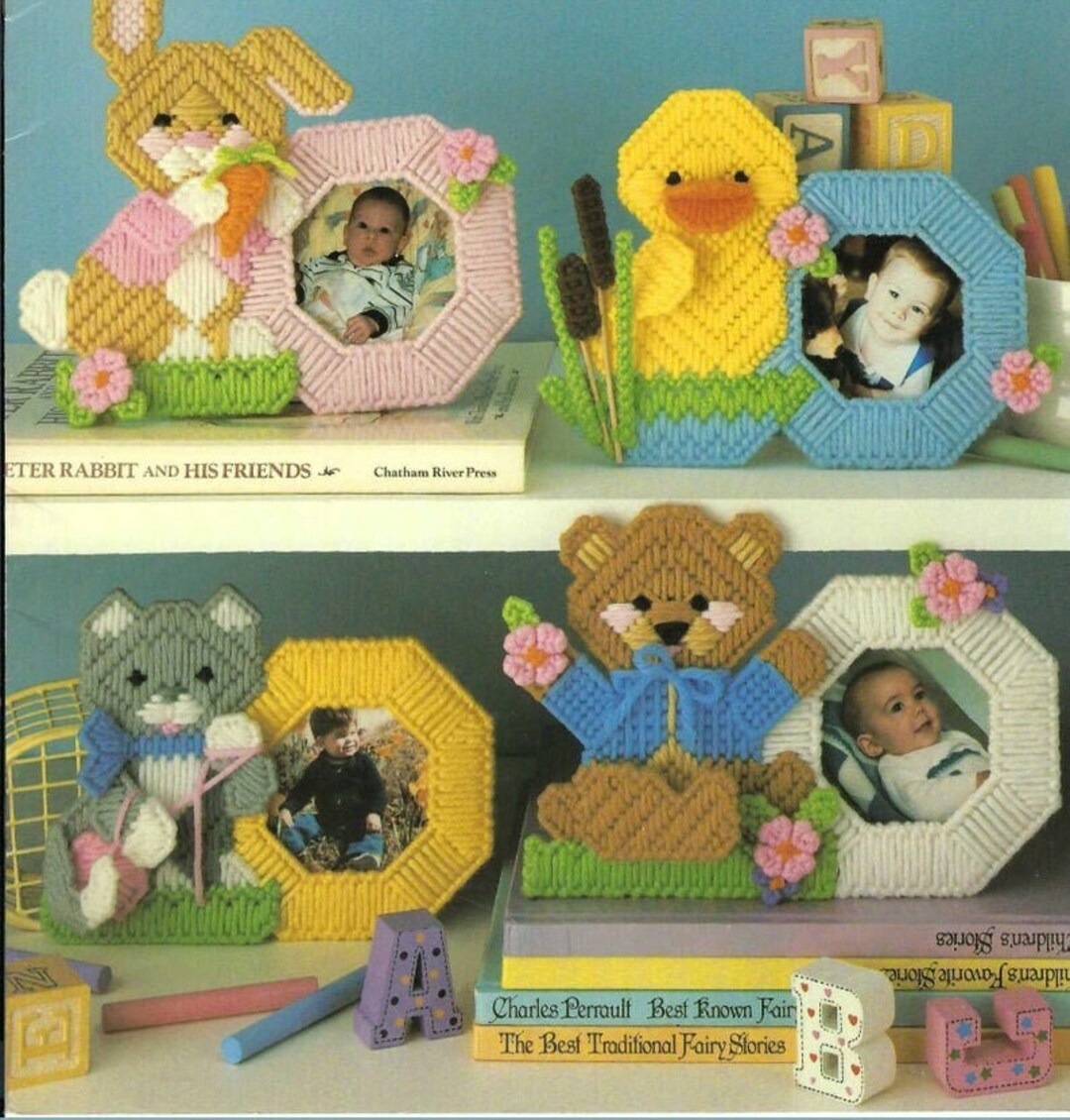 Vintage PDF Plastic Canvas Pattern Picture Frames - Etsy