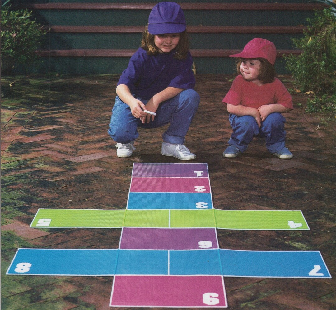 Hopscotch on the Go PDF Plastic Canvas Pattern - Etsy
